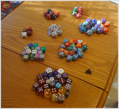 Back To The Borderlands: Product Review : Chessex Pound-O-Dice