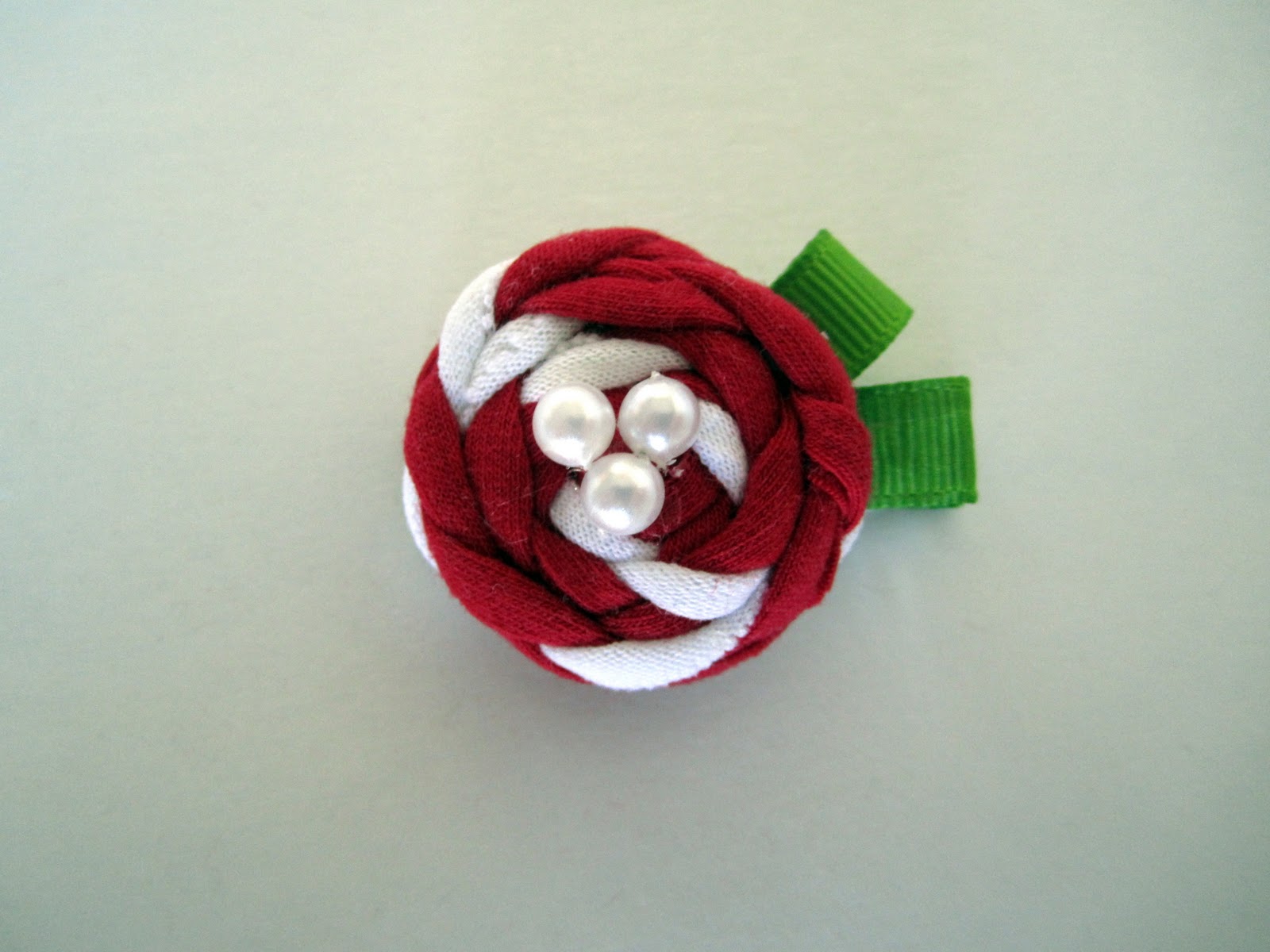 Pretty Lil' Posies: Christmas Braided Rosette Tutorial
