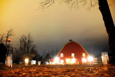 J.Bailey Occasions: Lucy and Chris' Pratt Place Barn Reception