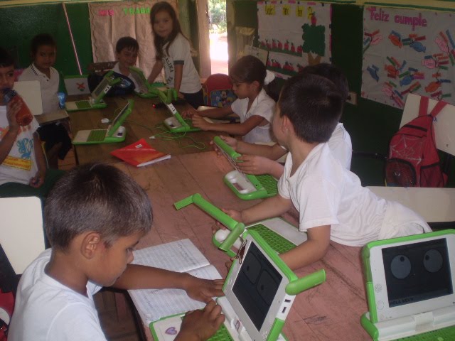 LILIANA SERVIN : Trabajo de Exploración con los niños del 1º grado.