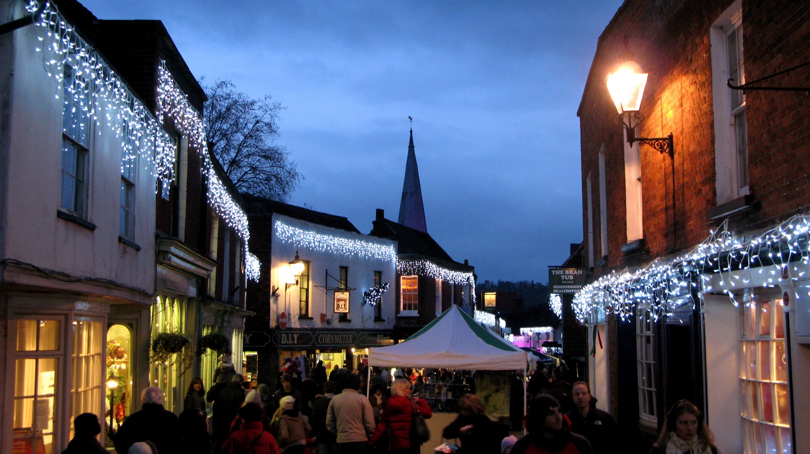 goings on in the land of spoon: Godalming Christmas Lights 2010