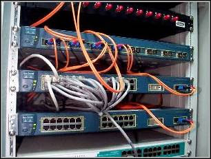 kelly quintero: Rack o cuarto de comunicaciones
