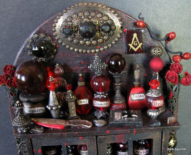 Dark Squirrel's Miniature Asylum ~: death and decay is Finished!!!