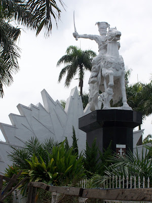 Foto Foto Patung Pahlawan Kemerdekaan di Indonesia | Page 2 ...