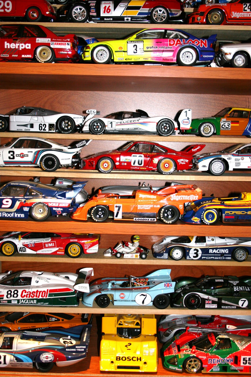 SERGIO GOLDVARG: Pictures of my scale model car collection
