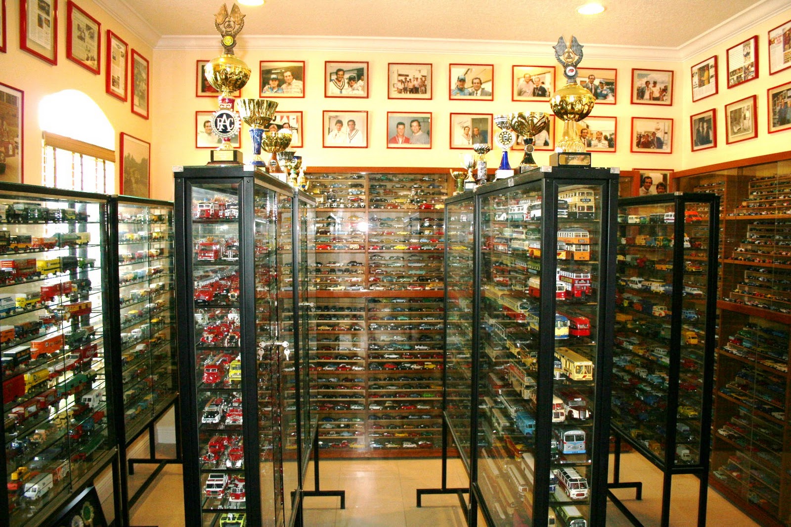 SERGIO GOLDVARG: MY SCALE MODEL CAR COLLECTION