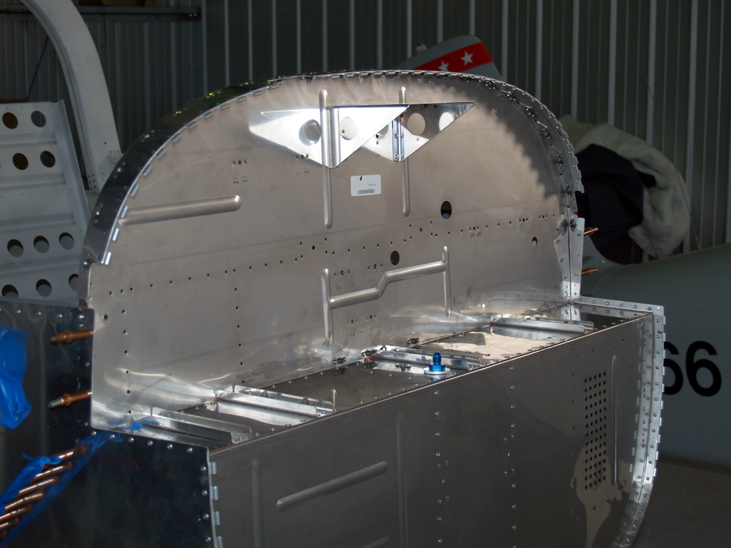 Schmetterling Aviation: The upper firewall