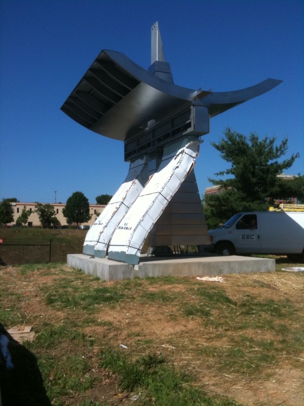 The Naked City: 'Tryon Bridge Towers' artist did WWII Memorial