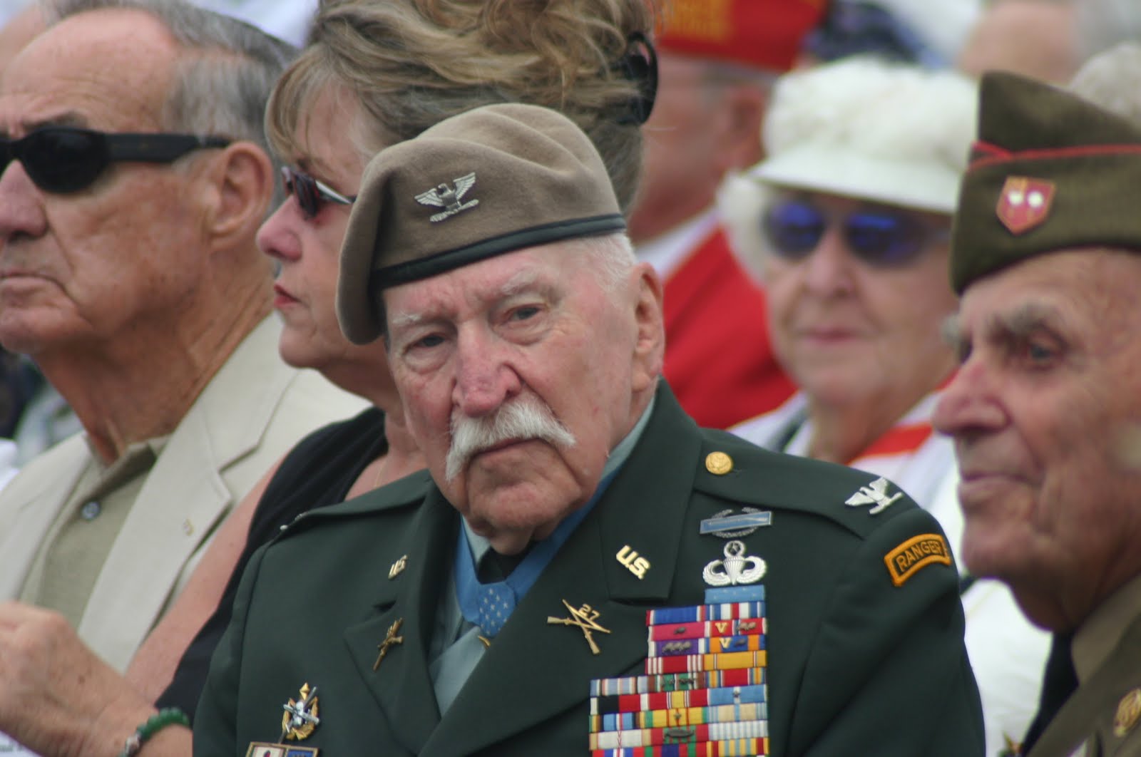 Living with the Pearls: Pearls of Honor Author blog: The passing of a ...