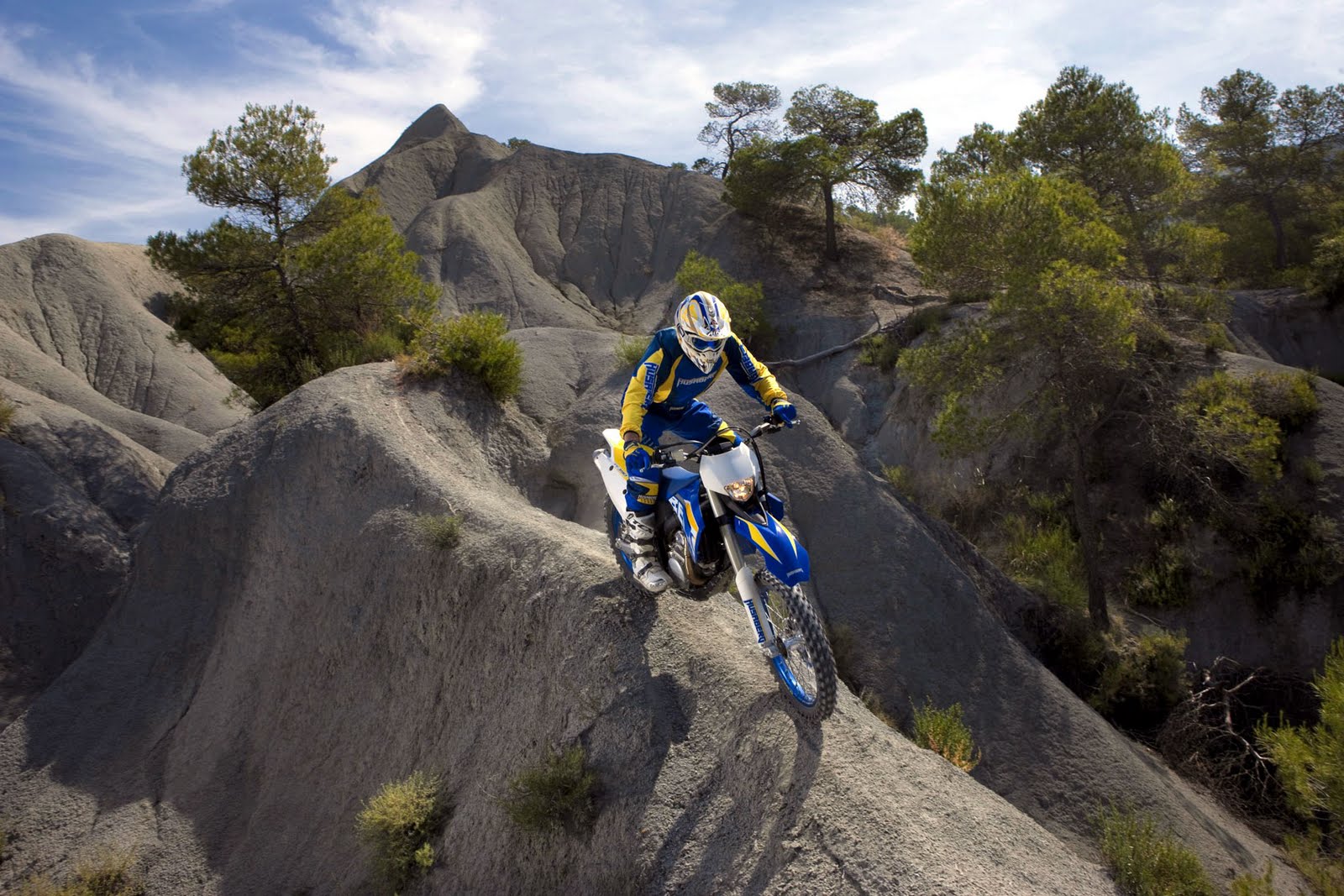 The Best Of Motorcycle: 2010 Husaberg FE390 Enduro