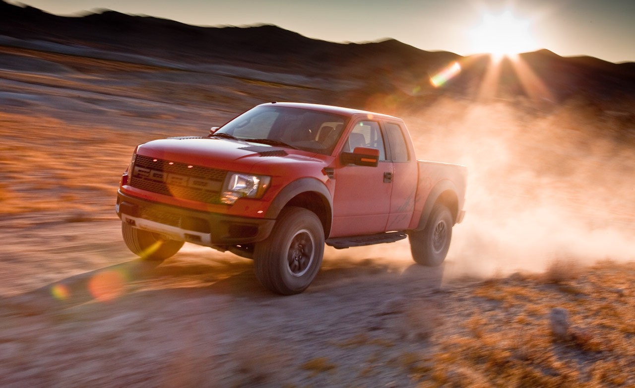 Top Cars: 2010 Ford F-150 SVT Raptor