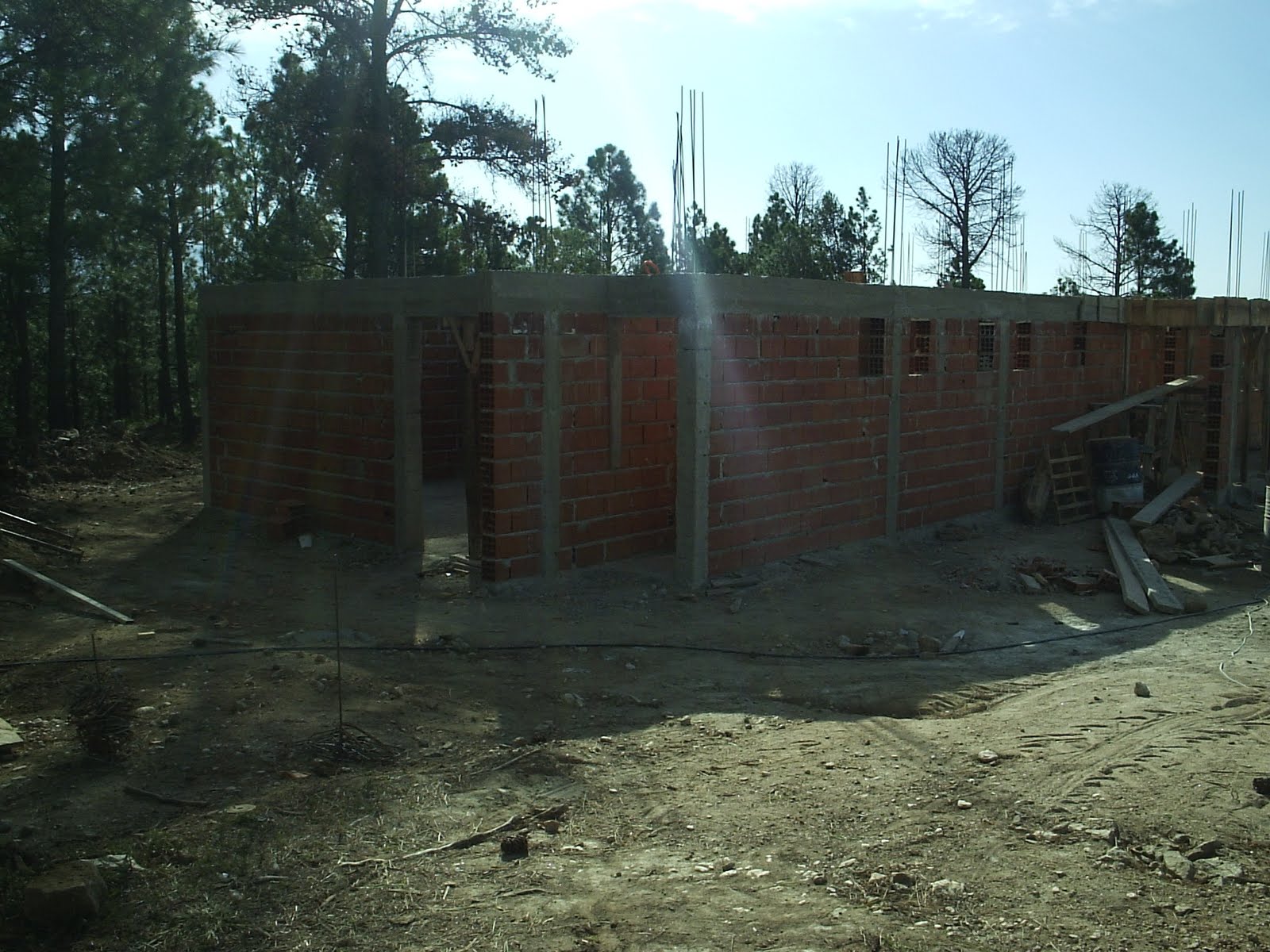 Avances de obra: VIV. UNIFLIAR en Villa del Condor