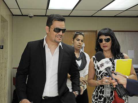 Picoteando el Espectaculo: Víctor Manuelle, en el Tribunal de Primera ...