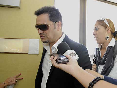 Picoteando el Espectaculo: Víctor Manuelle, en el Tribunal de Primera ...