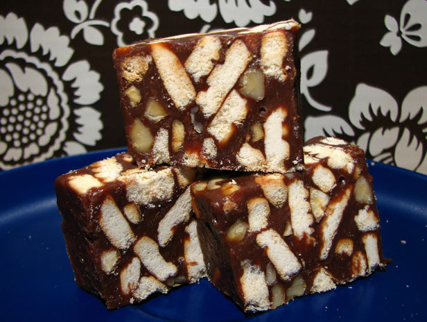 SNA: Naminis tinginys