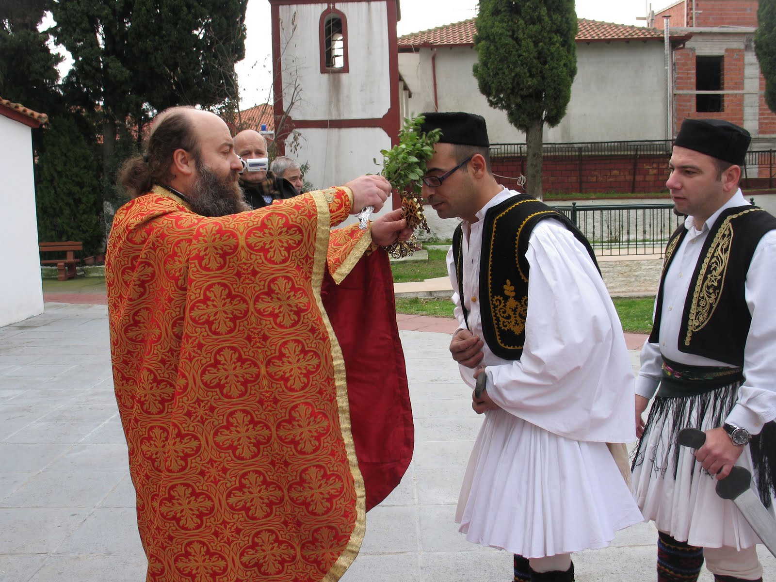 folklore-Παράδοση-Πολιτισμός: Το έθιμο "Ρουσαλίες" στην Πέλλα, από τον ...