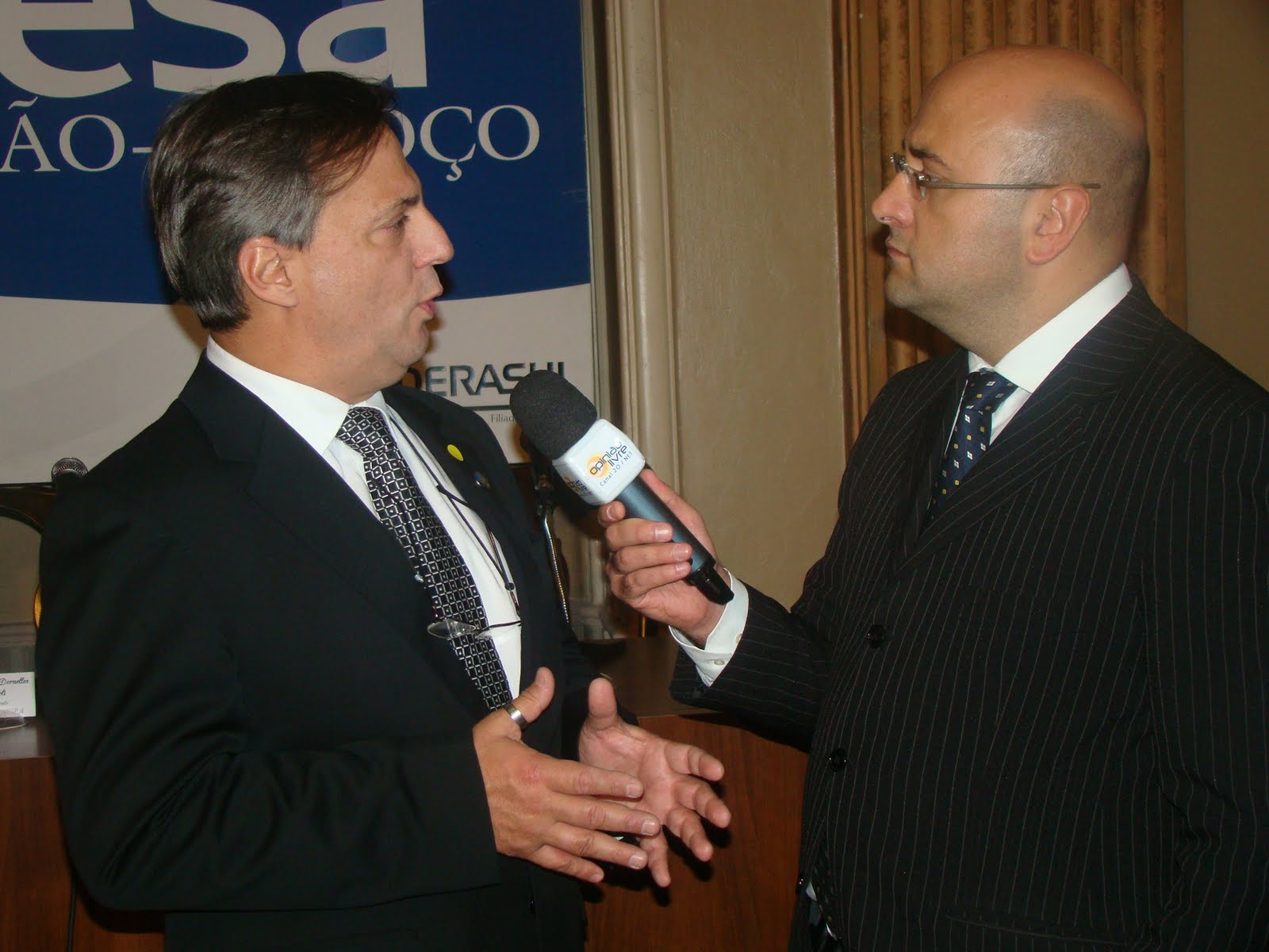 Evento em Destaque: Bernardo Gradin faz palestra no TÁ NA MESA da ...