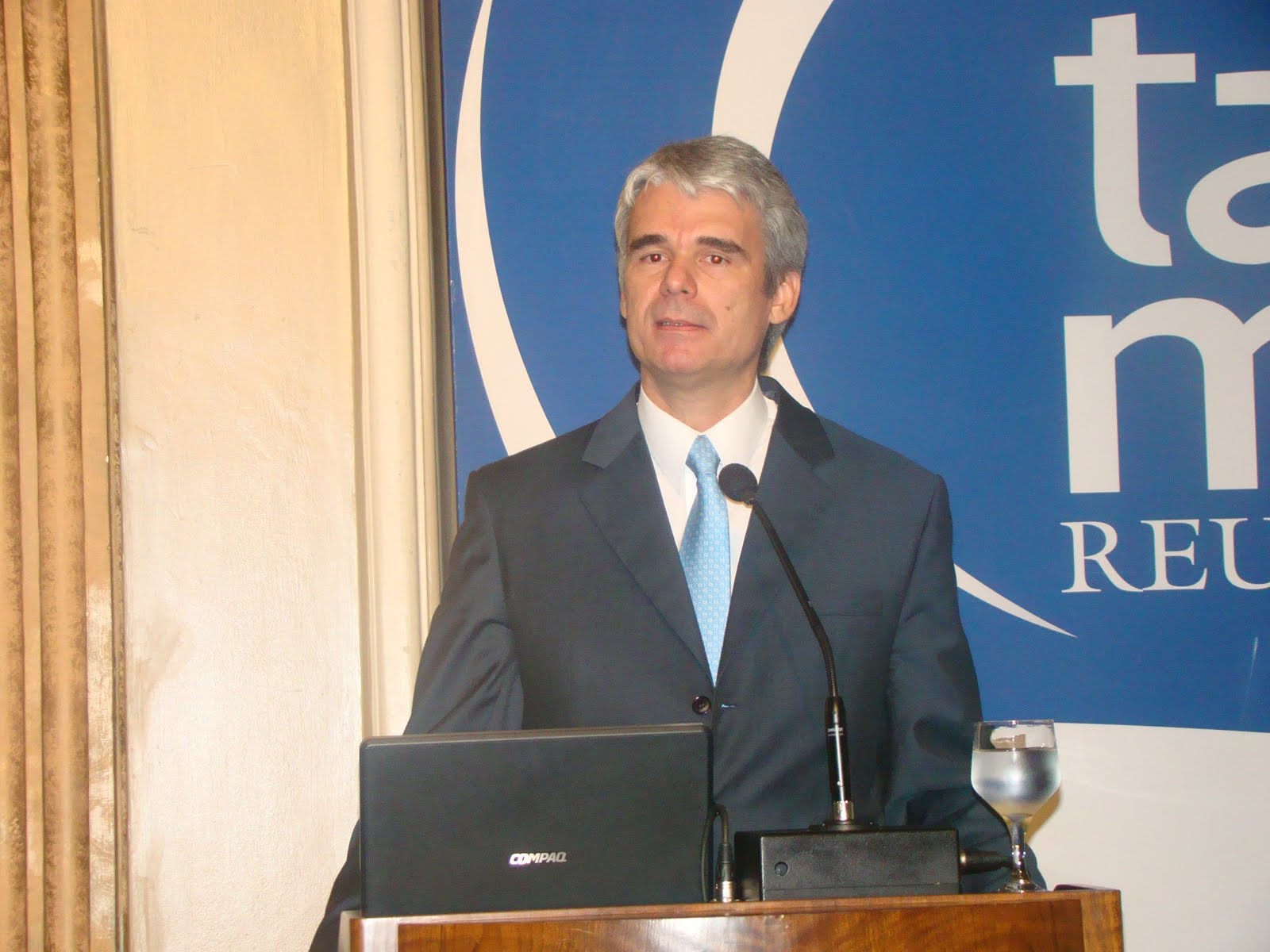 Evento em Destaque: Bernardo Gradin faz palestra no TÁ NA MESA da ...