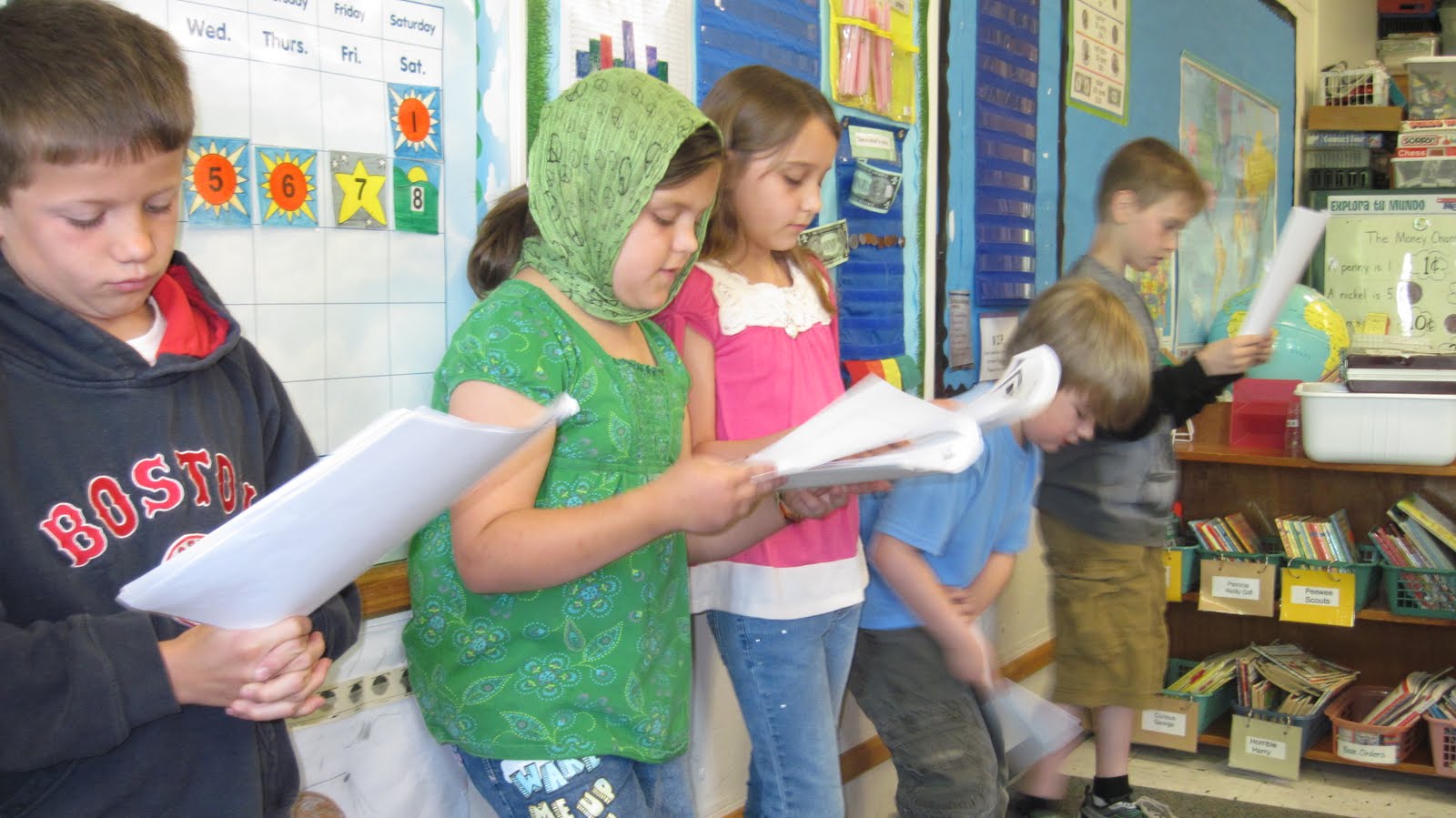 Second Grade Friends!: Special Guests Join Our Readers Theater!