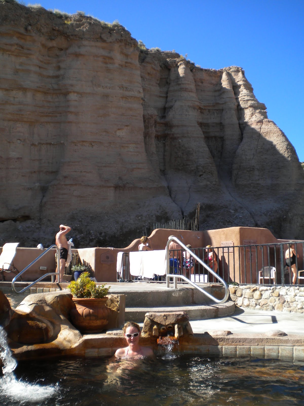 Simon and Alia's Tour de North America: Alamosa, CO, to Espanola, NM