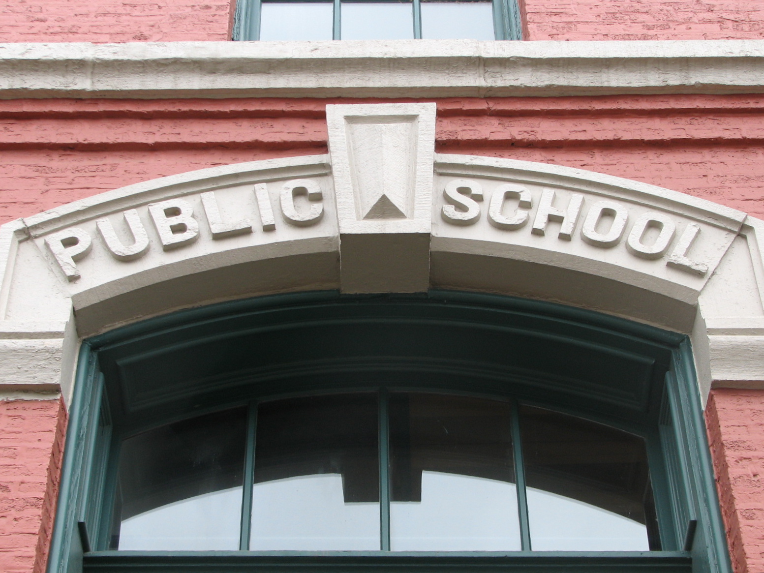 The Oldest School in Chicago | Connecting the Windy City