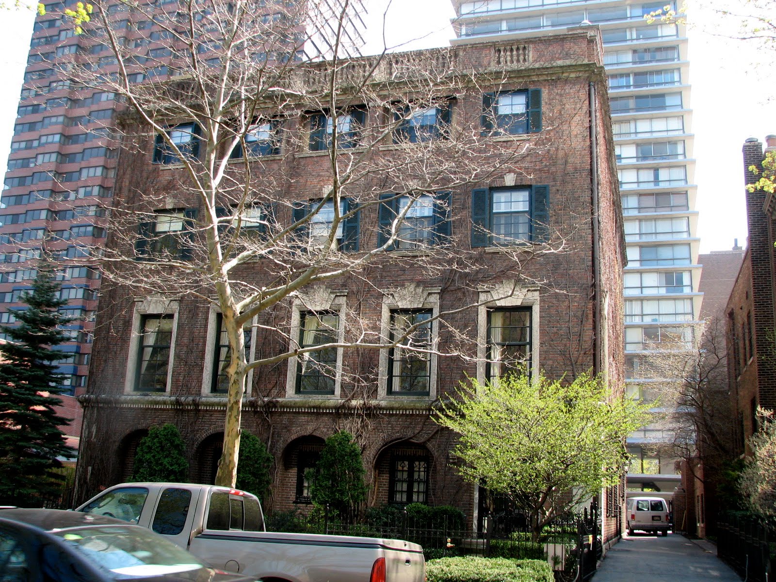 Chicago's Meeker Mansion | Connecting the Windy City