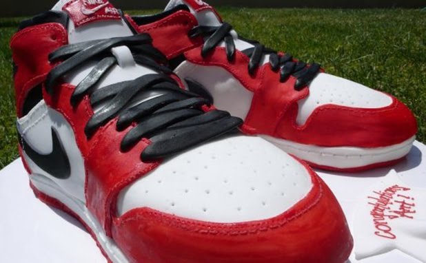 authentic air jordan: Air Jordan 1 Hi Graduation Cake