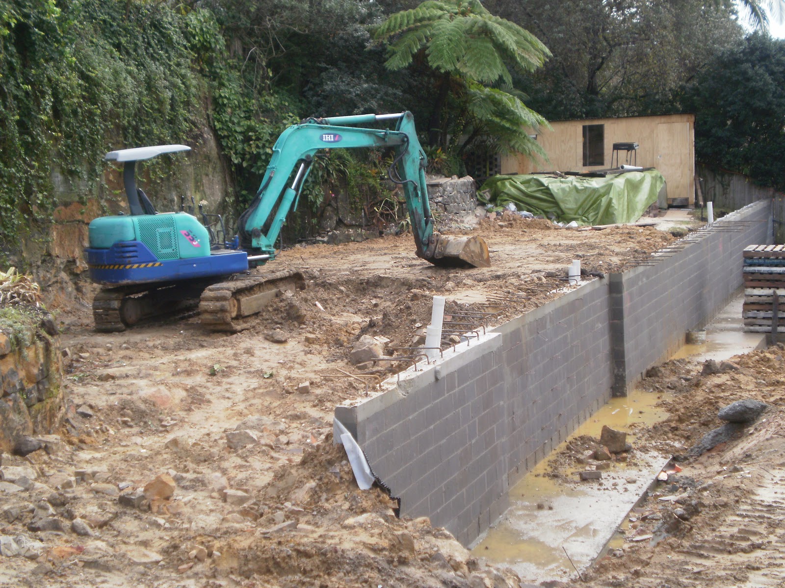 the girl in the brick house: Week 6 of the Build