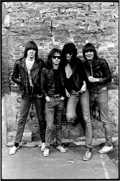 ODISEO ROCK ¡¡CON ALMA DE ROCKERO!!: RAMONES: DEBUT ALBUM 1976 (DISCO ...