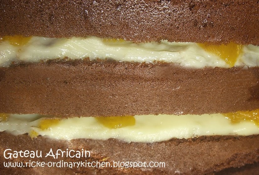 Just My Ordinary Kitchen...: GATEAU AFRICAIN a.k.a BIRTHDAY CAKE FOR ABI