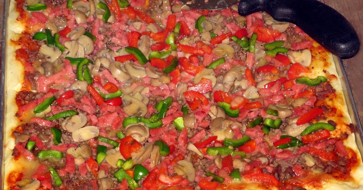 Just My Ordinary Kitchen...: LARGE SQUARE PIZZA ON MY BIRTHDAY