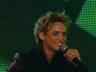 RICKY VALEN COMEMORA 31 ANOS, COM LANÇAMENTO DVD, NO CANECÃO.