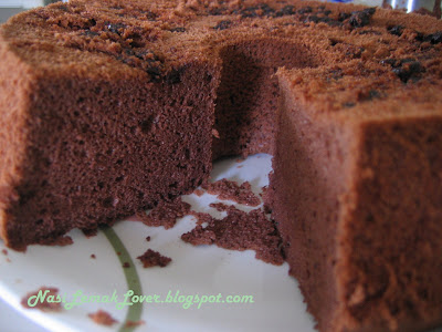 Nasi Lemak Lover: Chocolate Chips Chiffon Cake
