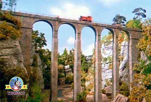 Thomas Rusty to the rescue Rusty train saves the day | Train Thomas the ...