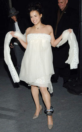 Michelle Rodriguez CALVES ( wow )