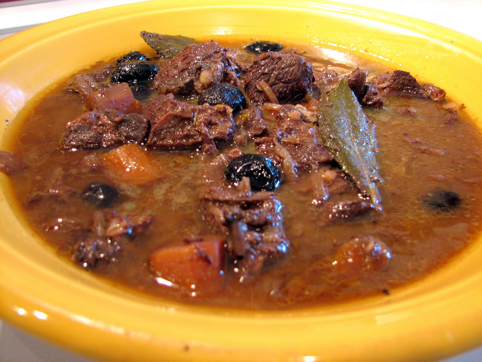 .:SONGITUDE ROYALE:.: La Daube Provençale