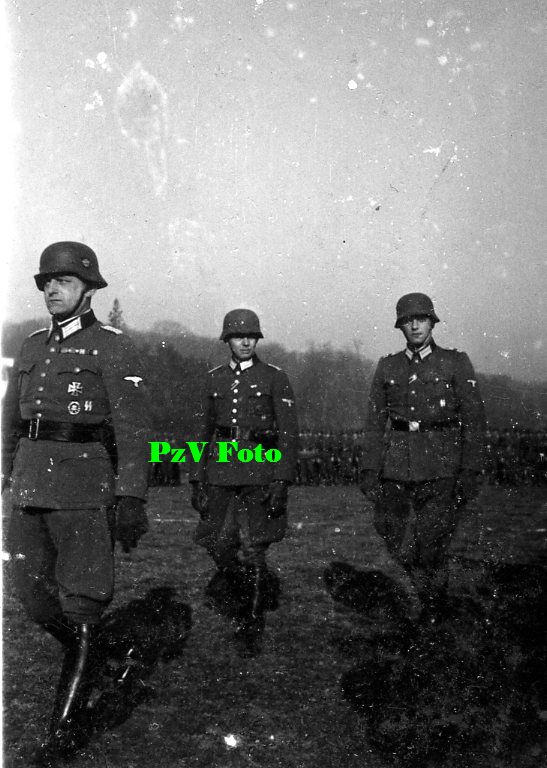 NAZI JERMAN: Foto 4. SS-Polizei-Panzergrenadier-Division