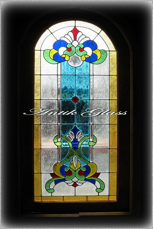 Kaca Patri: Motif Stained Glass Window