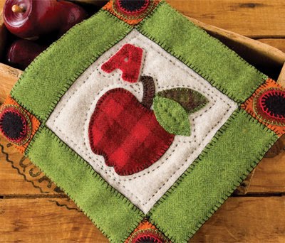 Green Fairy Quilts: Applique Book Review and Blog Hop!