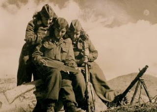 Anasintaxi: On the Occasion of the 60th Anniversary of the Foundation ...