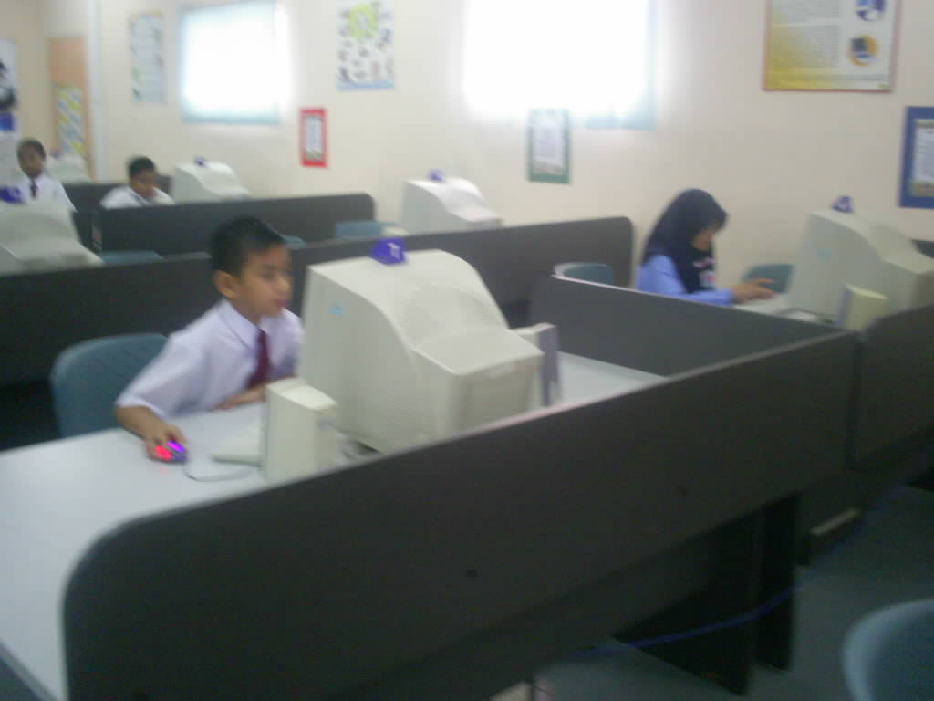 KELAB ICT SK TERUNTUM