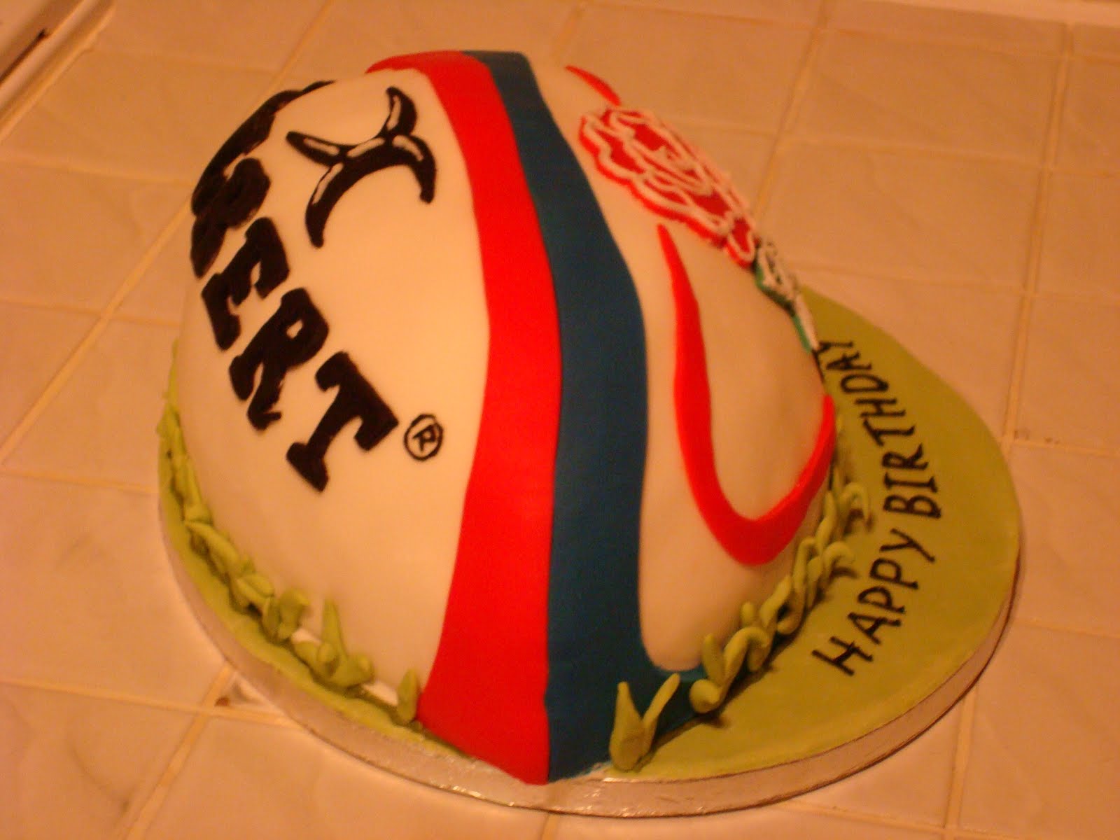 Fondant Cakes & Cupcakes: England Rugby Ball