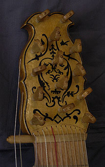 Lira da gamba - Lirone