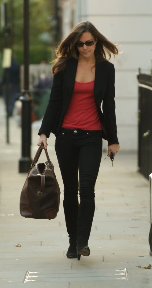 Viva La Fashion I Beauty + Life Style Blog: Kate Middleton's Street Style