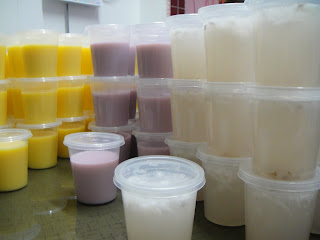 Sweet's Manis: Dadih Mangga,Keladi & Kelapa....