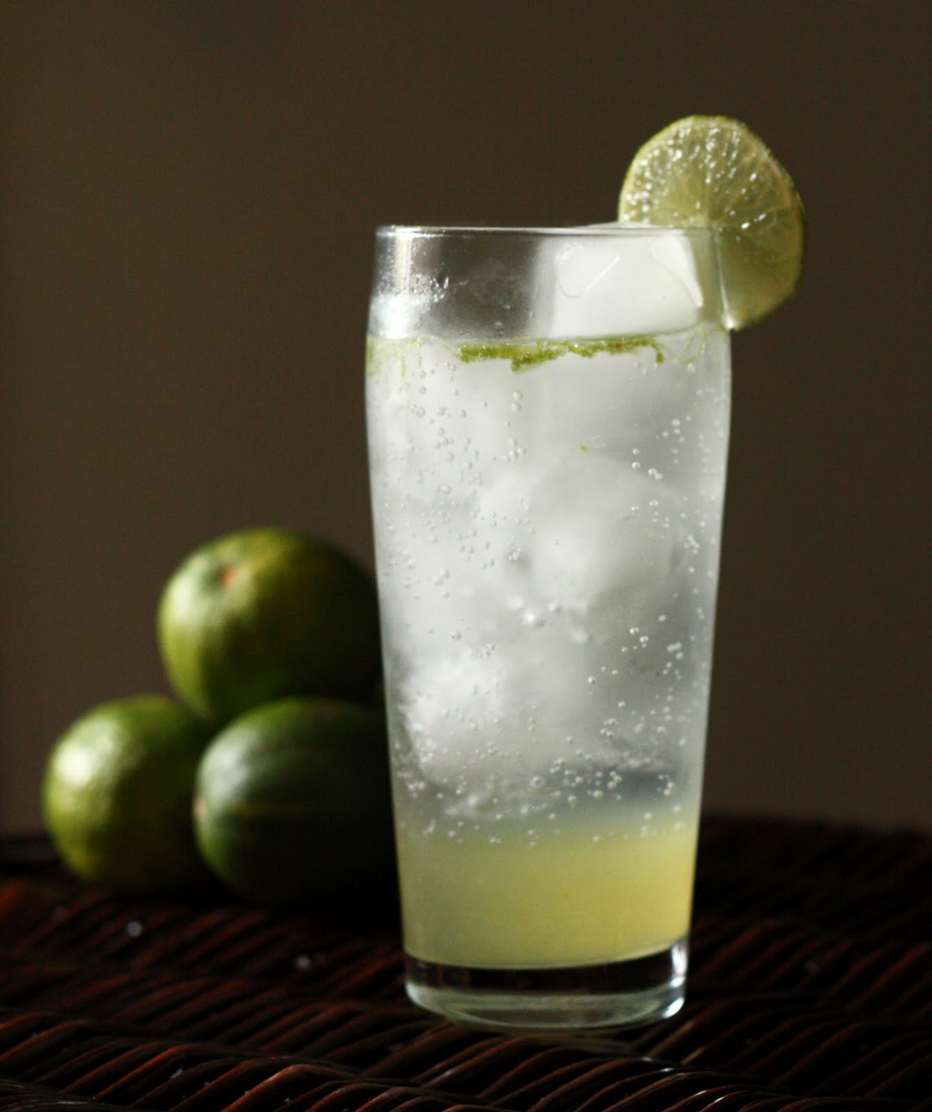 The Doctor's Dishes, Desserts & Decor: World's Best Lime Fizz