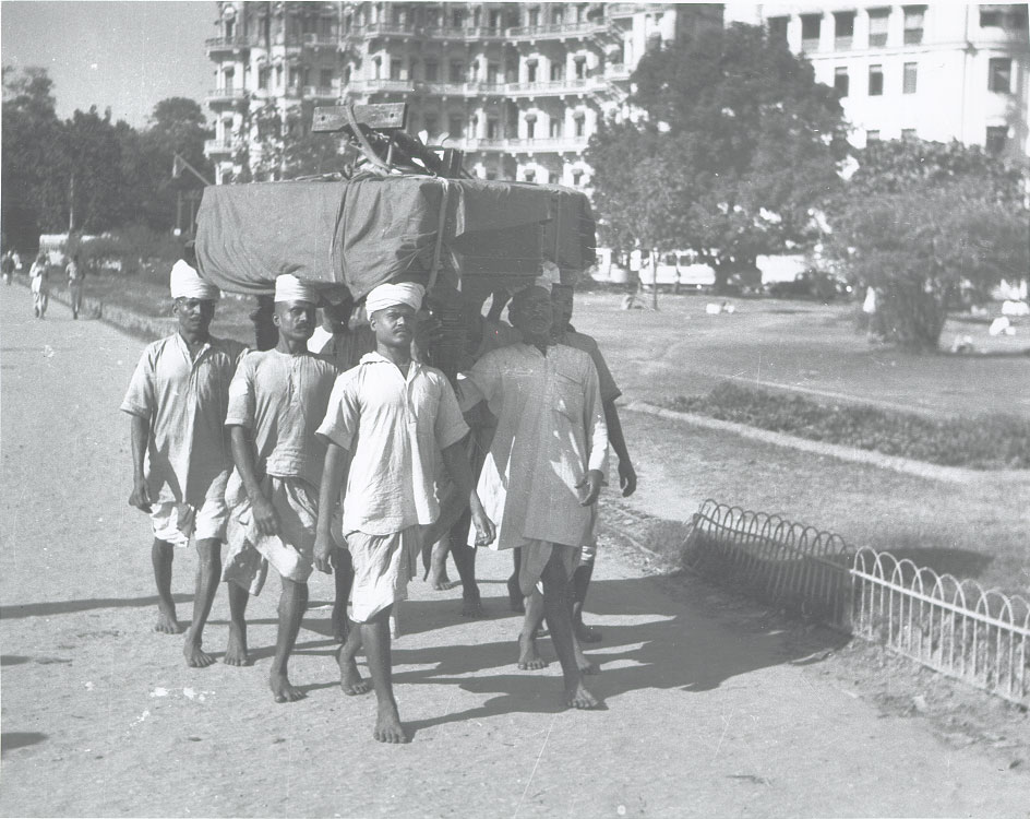 Life in Calcutta (Kolkata) - 1944 Part - 1 - Old Indian Photos