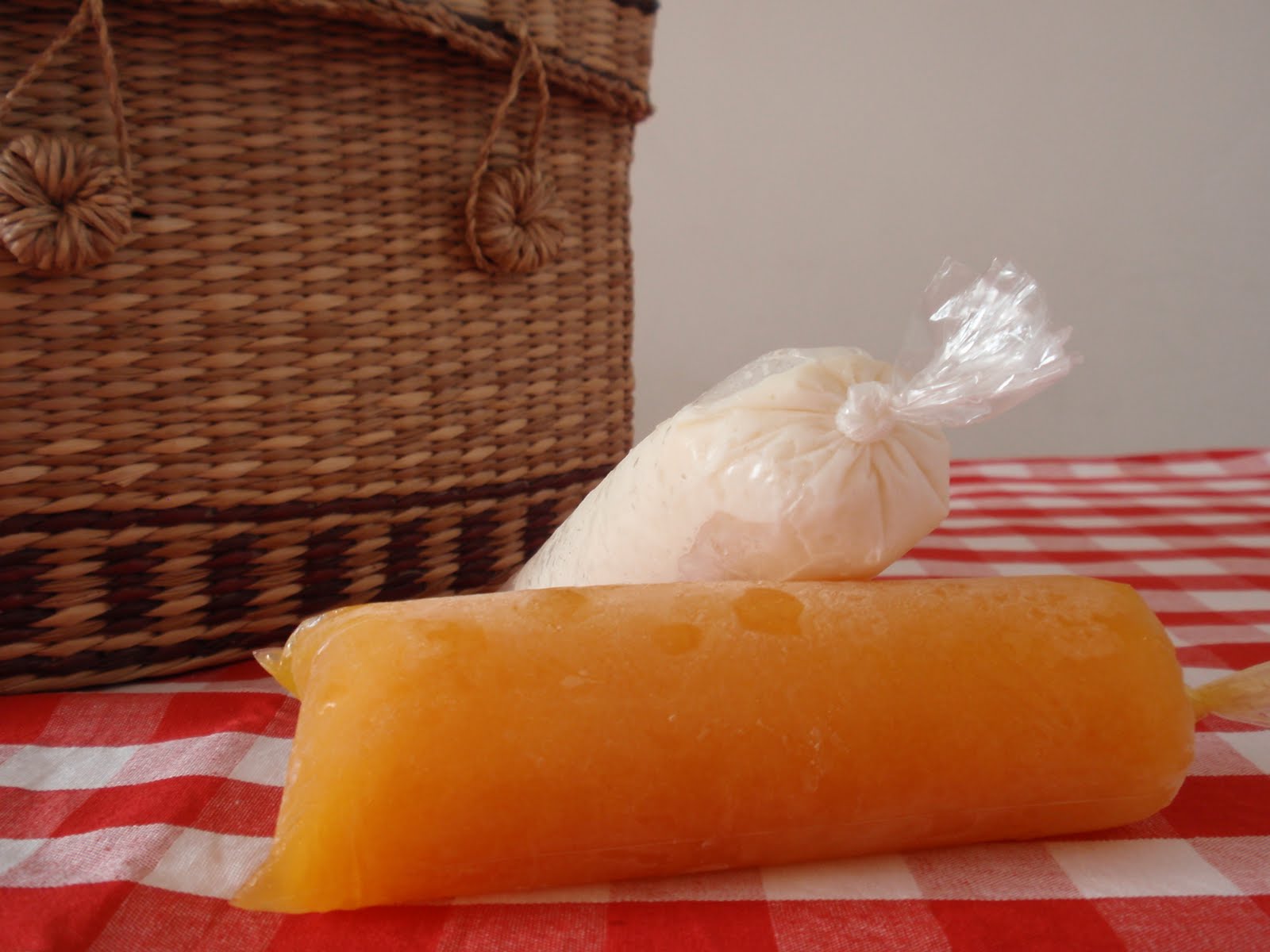 Ama Frutas Tutorial: Gelinho de fruta pra você! Saudável e refrescante!