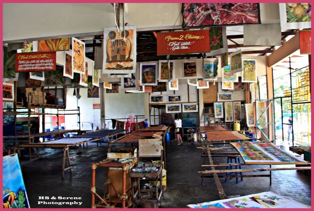 Food & Leisure: Natural Batik Village... a batik in making....