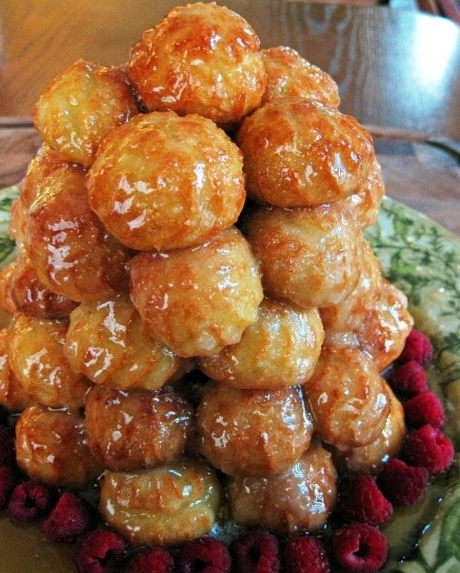 Dragon's Kitchen: Croquembouche
